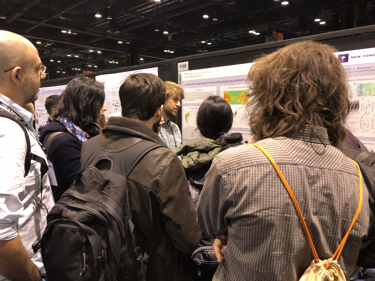 Popular poster session at SfN in Chicago – Buzsaki Lab